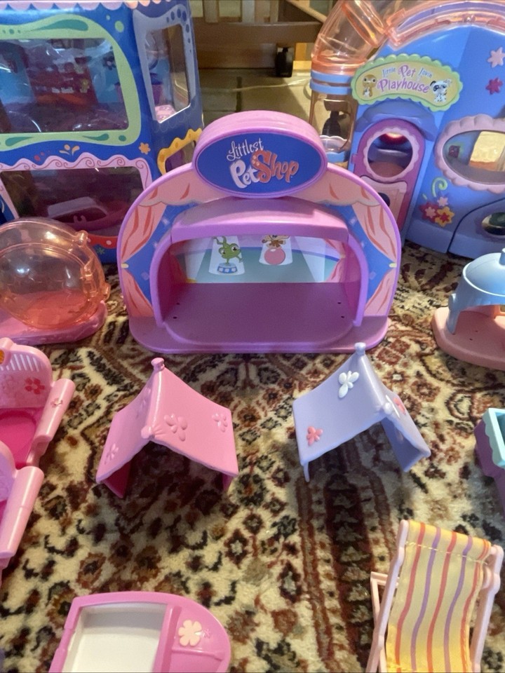 Littlest Pet Shop Huge lot! Pets, Buildings, Tons Of Accessories! 🤩 | eBay