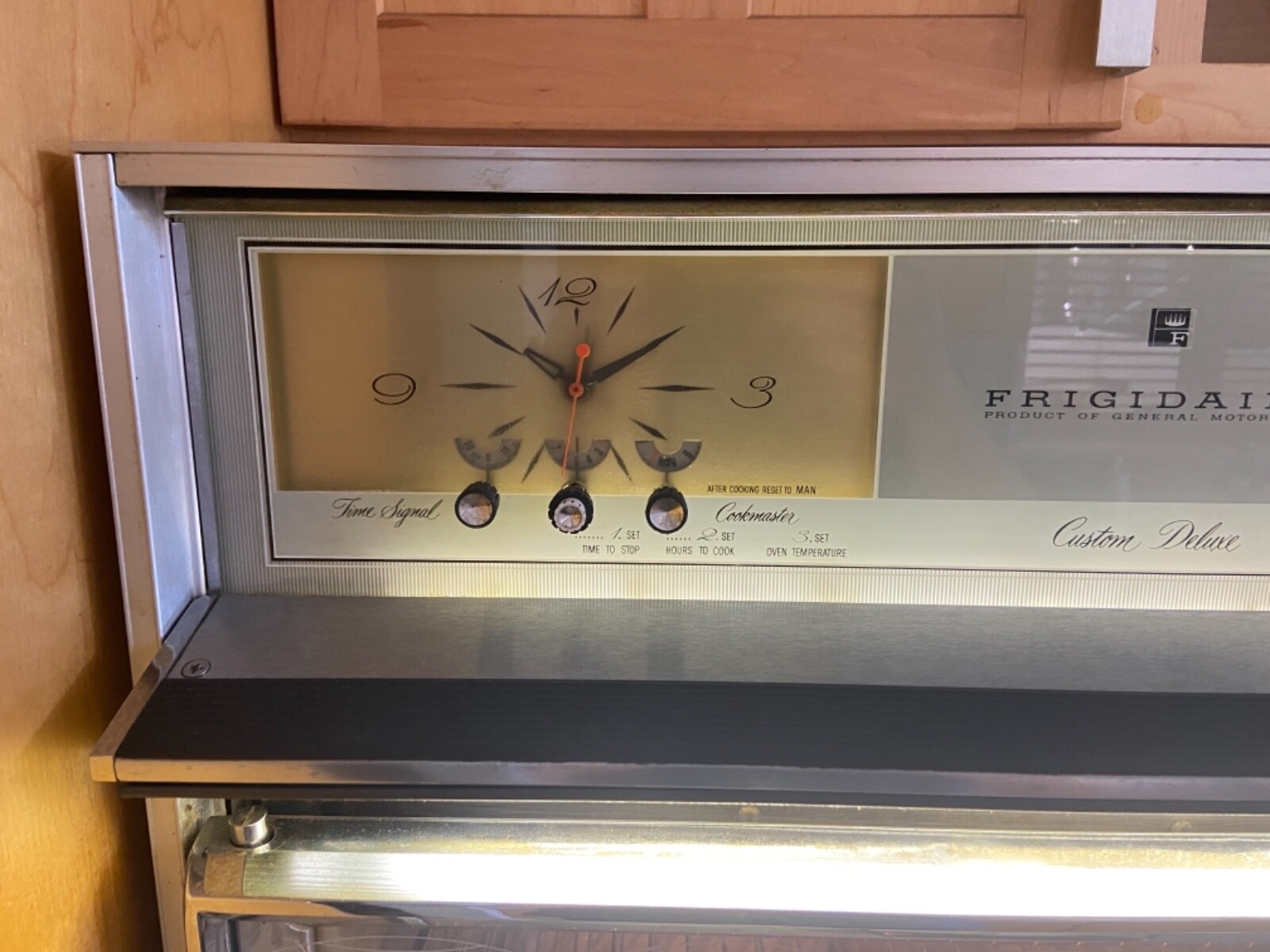 vintage oven - Frigidaire Flair 1960s with pull out cooktop | eBay