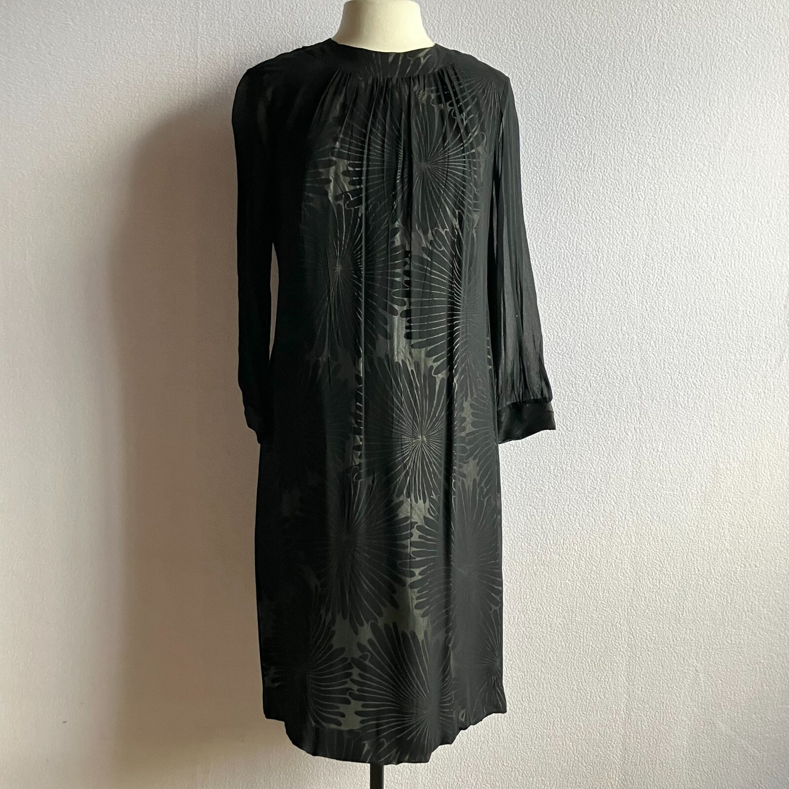 Vintage 1960s Mod Long Sleeve Shift Dress Black Gray … - Gem