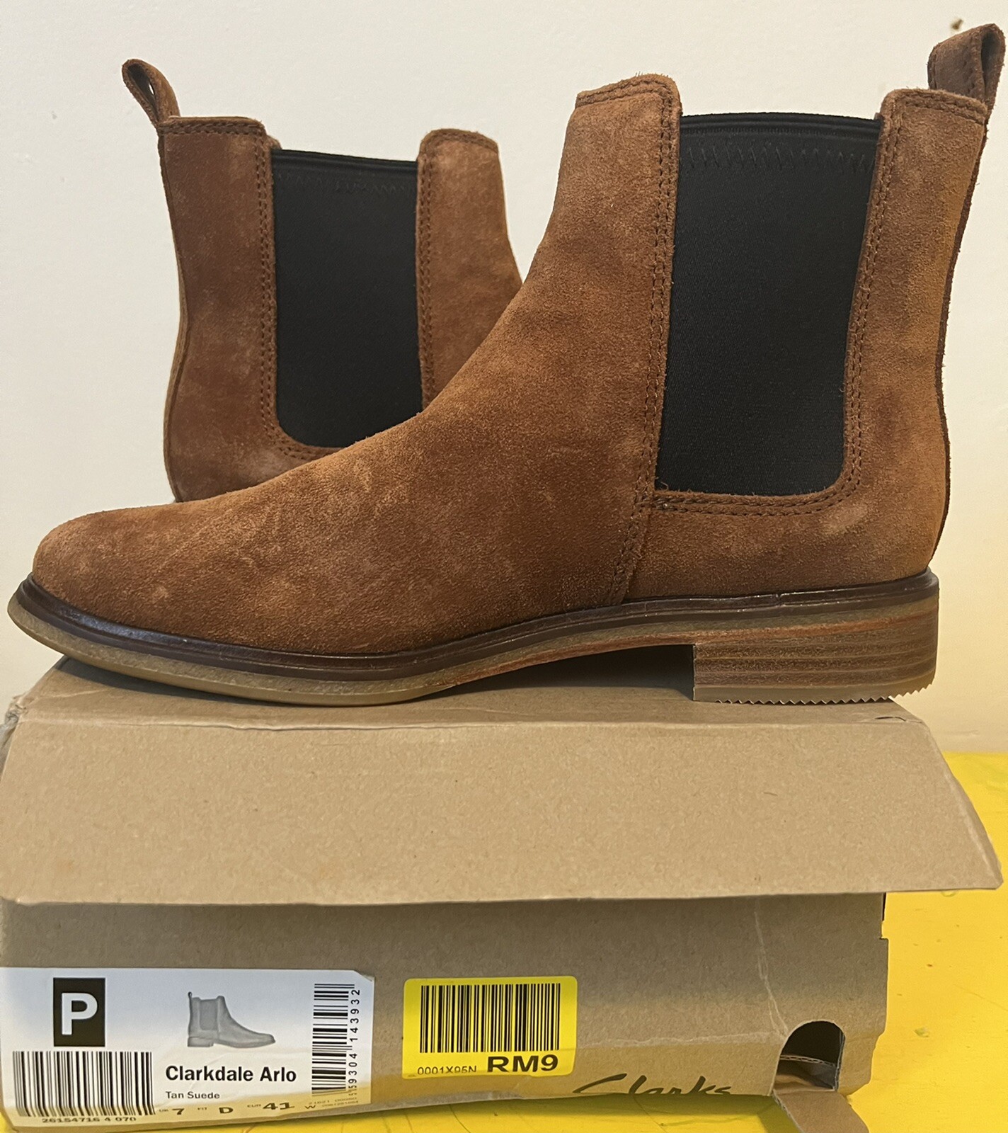 Clarks Ladies Clarkdale Arlo Dark Tan Suede Chelsea Boots Uk size 7 D ...