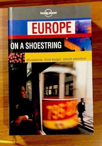Europe on a Shoestring by Multiple Authors. (Paperback, 2001). 2nd ...