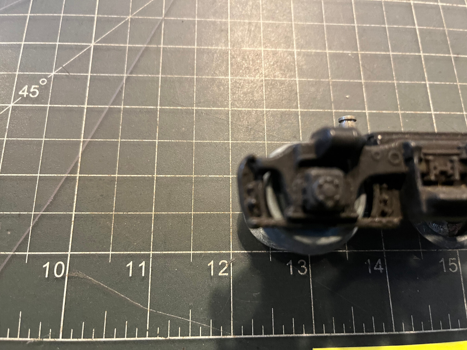 Lionel Train 2243 Santa Fe F3 Locomotive Diesel DIECAST TRUCK PART LOT ...