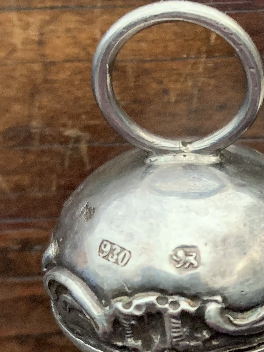 antique thimble case victorian sterling ACORN chatelaine repousse ...