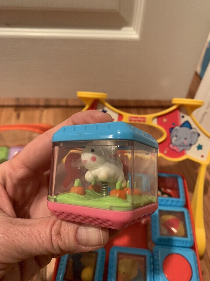 Fisher Price Pick-a-boo Pick a boo Blocks Circus Rare Set Texture ...