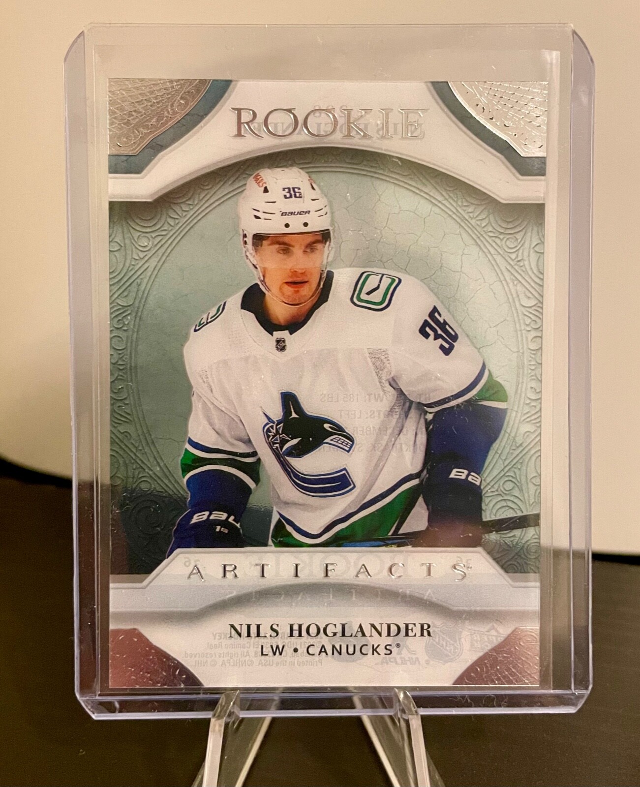 Nils Hoglander 2021-22 Upper Deck Artifacts #208 Clear Cut Acetate ...