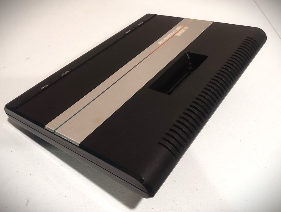 Atari 7800 Video Game Console | includes RF adapter/cable | Works but ...