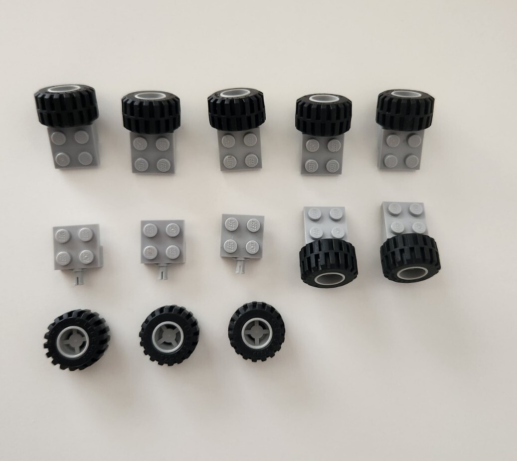 10x LEGO car wheels light grey 87697 tires 6014b 4488 10313 67688 ...