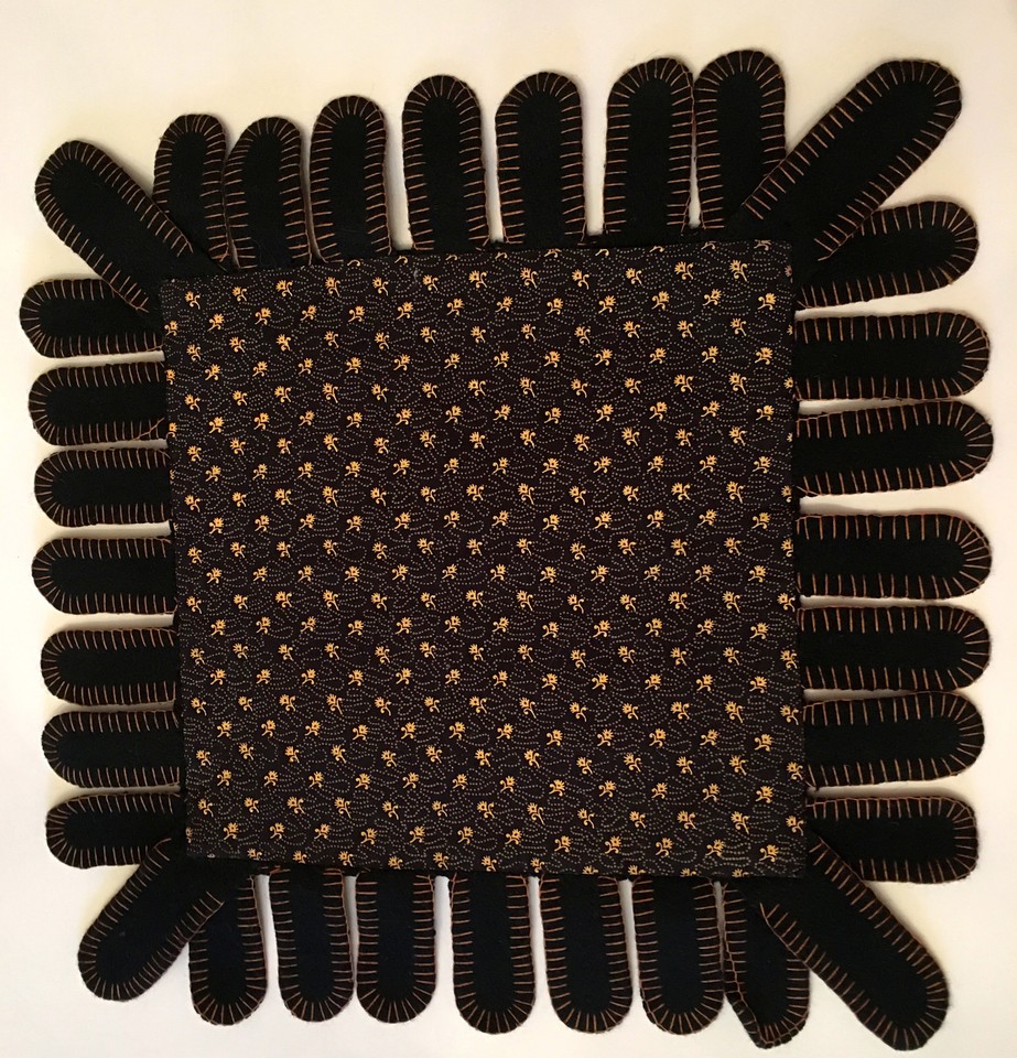 VINTAGE "AMERICAN EAGLE" PRIMITIVE PENNY RUG RUNNER. 15" by 15". BRAND ...