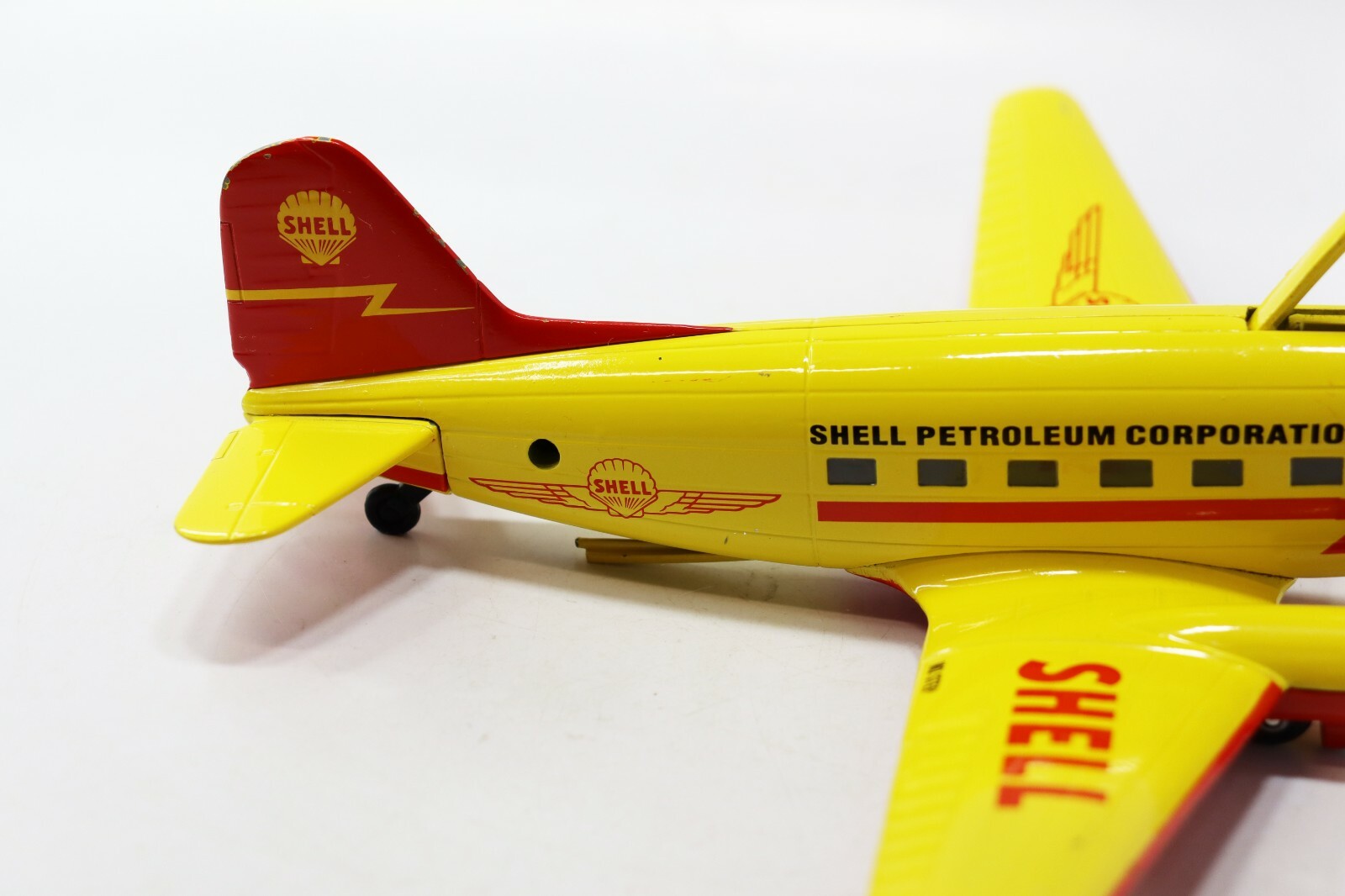 Liberty Classics Shell DC-3 Airplane Coin Bank Limited Edition 1/5000 ...
