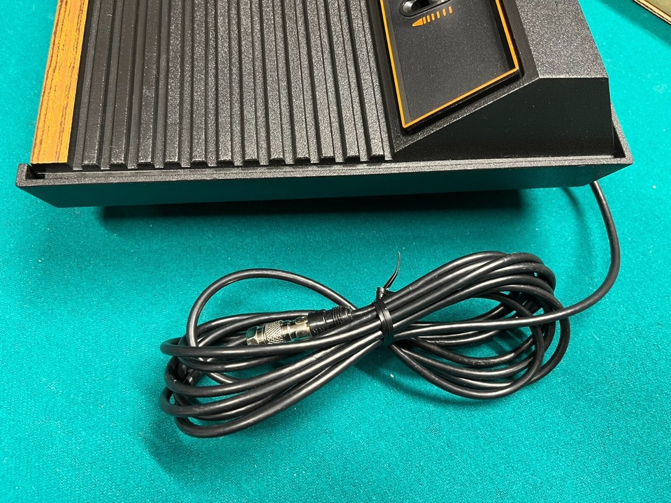 NEW 1981 Atari 2600 VCS Console System Complete Package in Original ...