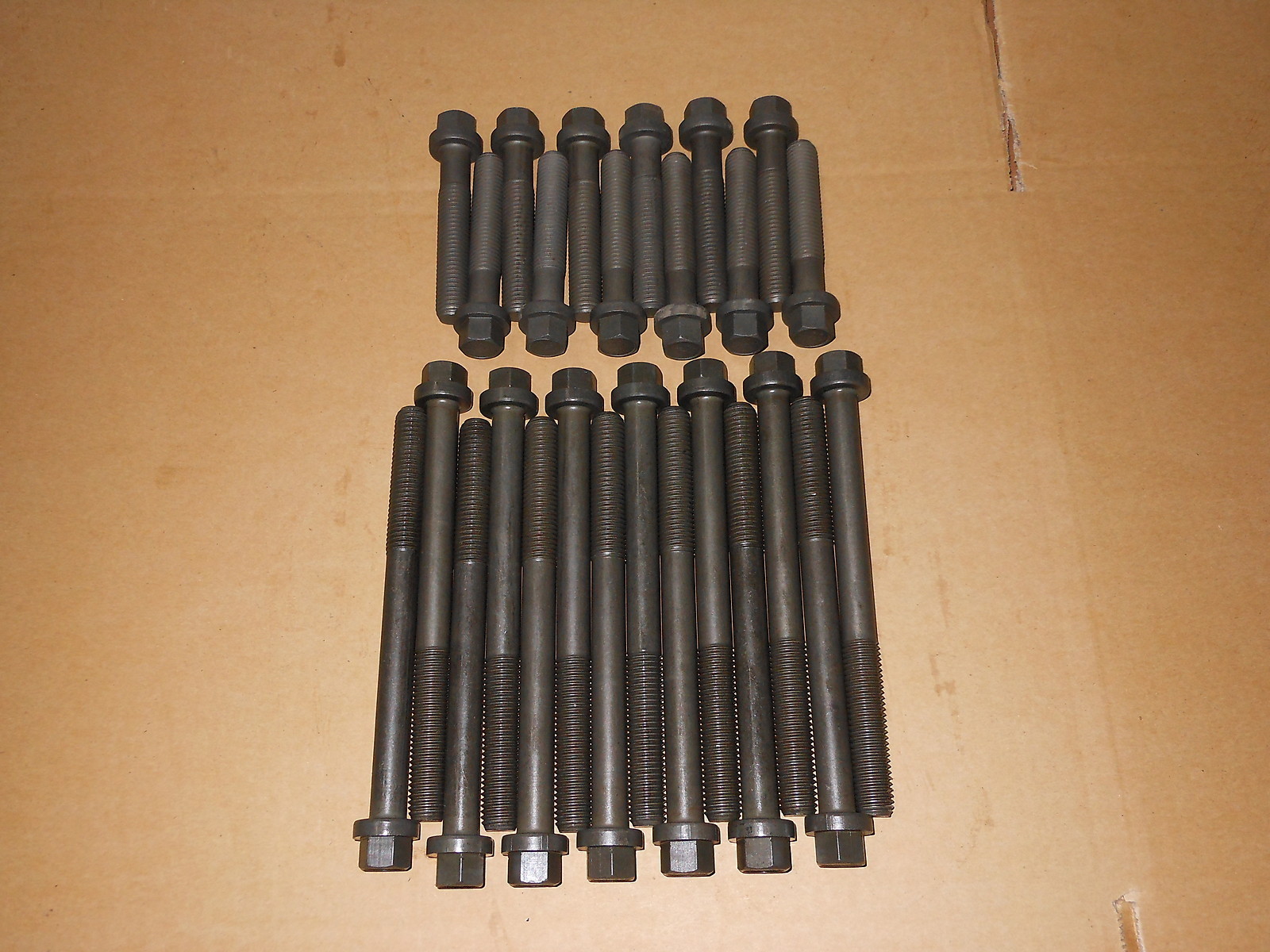 Cylinder Head Cover SCREW HEX head for Cummins 3917729 3960043 | eBay