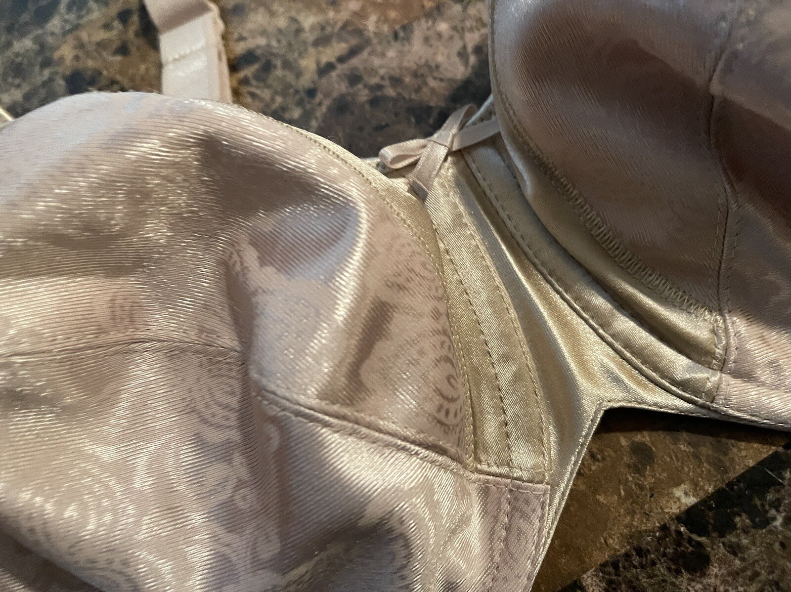VINTAGE BALI BRA! 36 D TAN - Gem