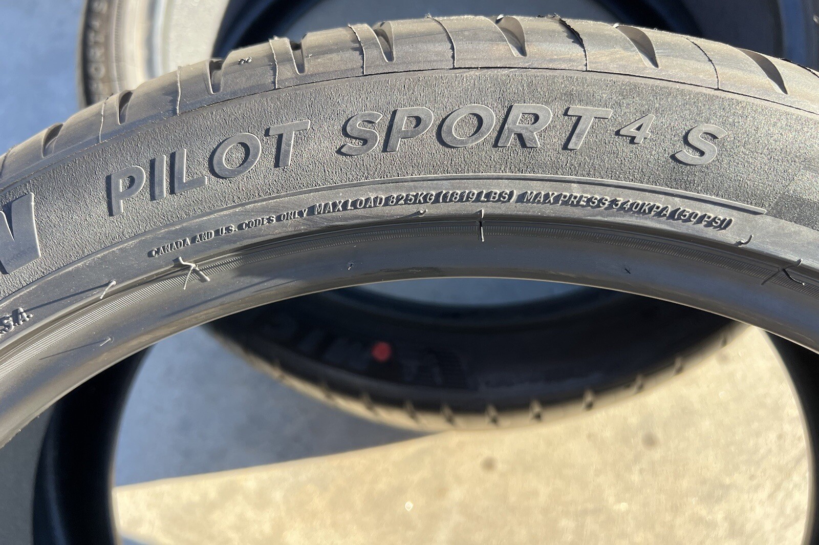 Set of TWO NEW 265/35ZR21 Michelin Pilot Sport 4S T2 Tesla Plaid ...