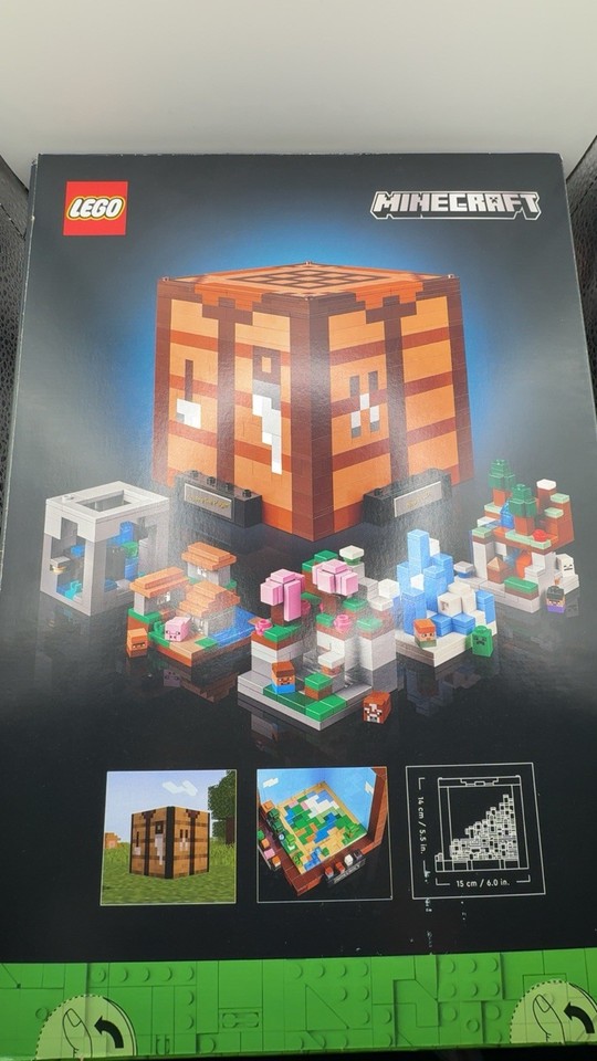 LEGO Minecraft The Crafting Table - Collectible Building Set #21265 ...