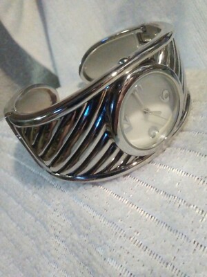 WOMENS NEW SILVERTONE LARGE HINGED CUFF WATCH EASY READER RUNNING | eBay