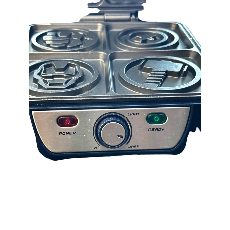 Marvel Avengers Collectable Waffle Maker Superhero Designs Kitchen ...