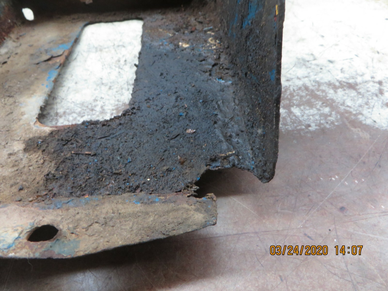 NAA, 600,700,800,900,601,801,901, 2000,4000 FORD TRACTOR BATTERY BOX ...