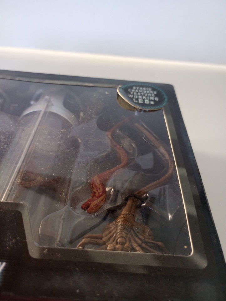 NECA Aliens Creature Pack Set Complete 2016 Authentic 30th Facehugger ...