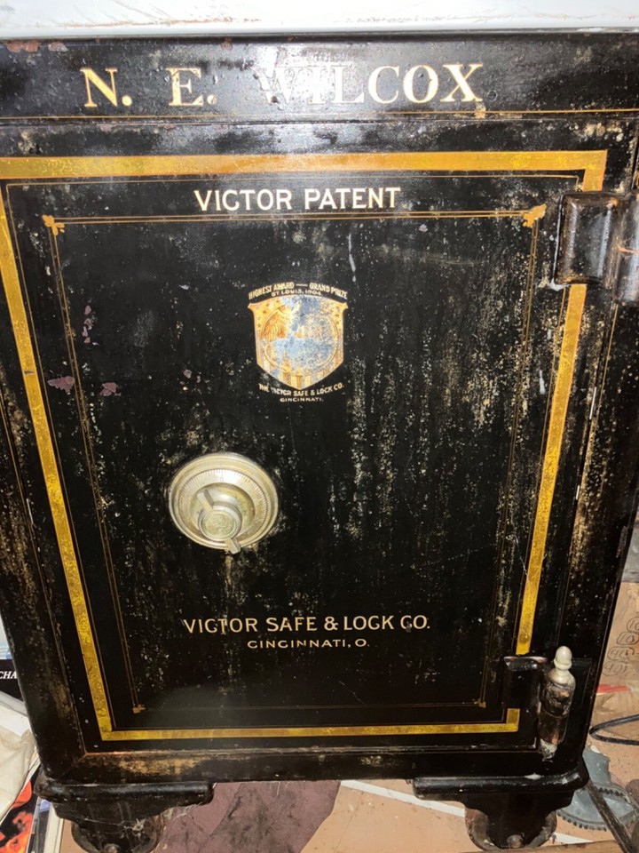 antique victor safe and lock co patient date 1885 Ohio USA w ...