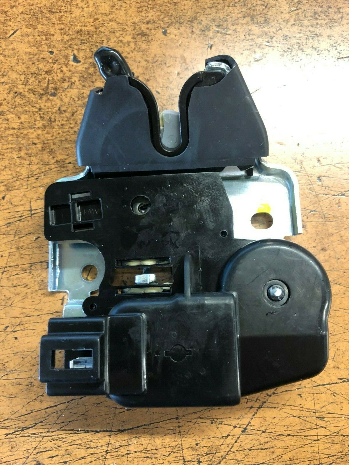 NEW OEM 2007-2012 NISSAN ALTIMA TRUNK LATCH / LOCK / RELEASE ASSEMBLY ...