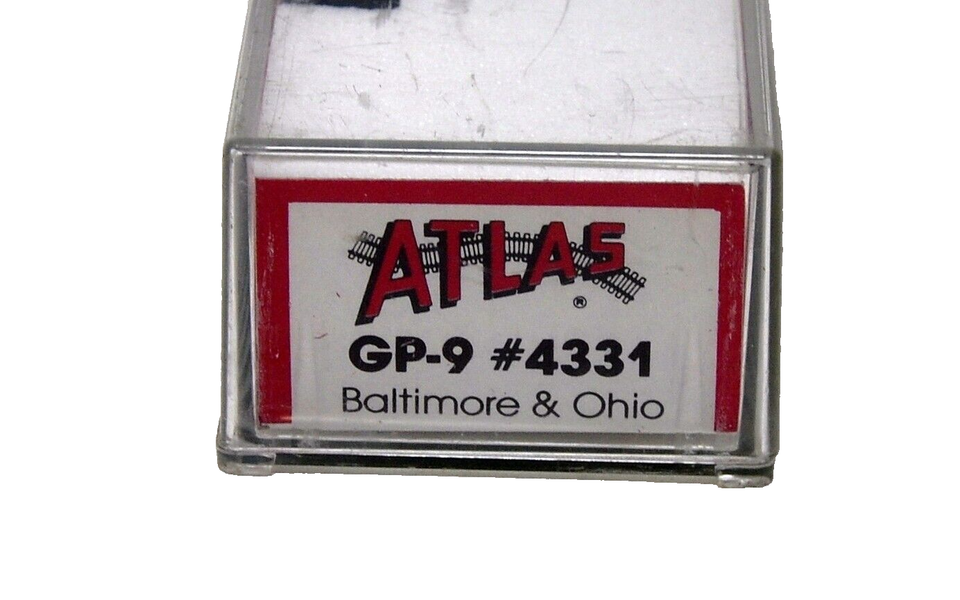 Atlas GP-9 Baltimore & Ohio 676 N scale Locomotive New | eBay