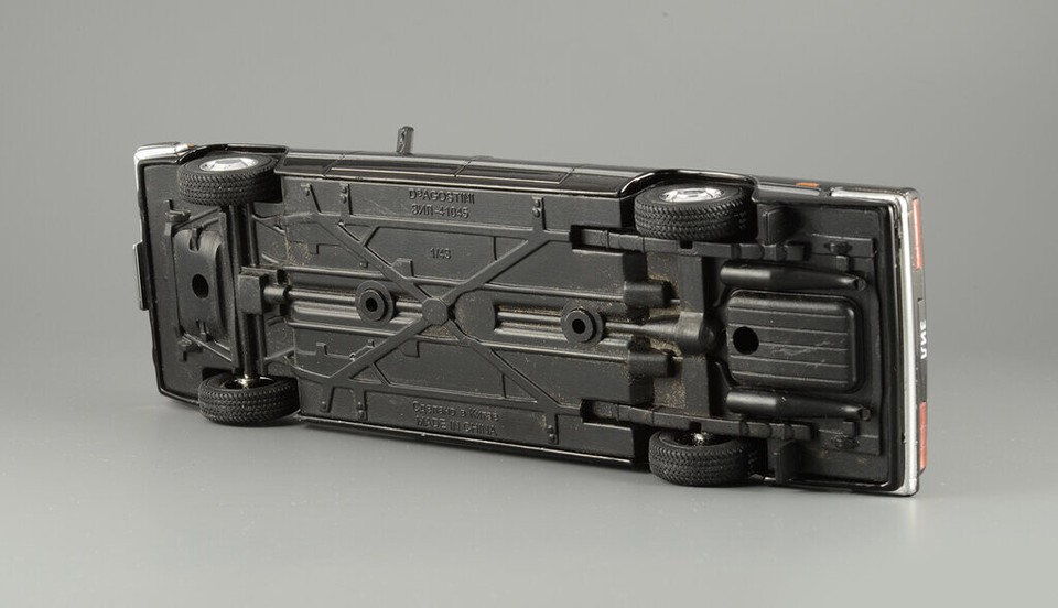 ZIL-41045 USSR Soviet Limousine Premium Class Black 1:43 Scale Diecast ...