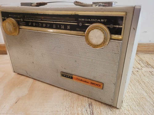 Silvertone 800 AM radio | eBay