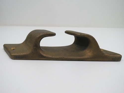 9+¼ inch Bronze Boat Chock -(XD4A2056) | eBay