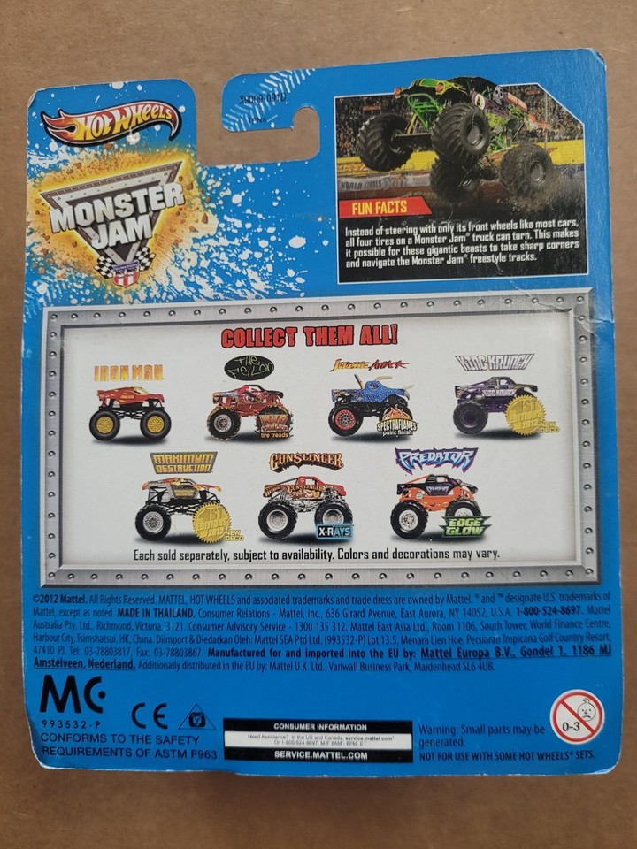 Hot Wheels Monster Jam 2012 Gunslinger X-Rays Red Toy Truck & Crushable ...