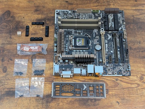 Asus GRYPHON Z97 Motherboard LGA 1150 Intel Z97 DDR3 DIMM USB3.0 Micro ...
