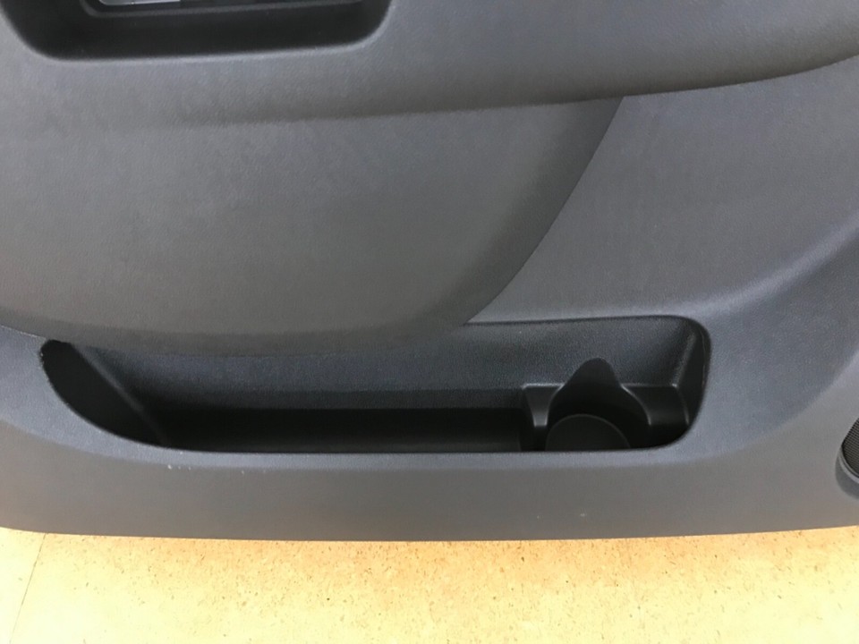 Gm oem interior front door trim panel left driver side 84127289 ebony ...