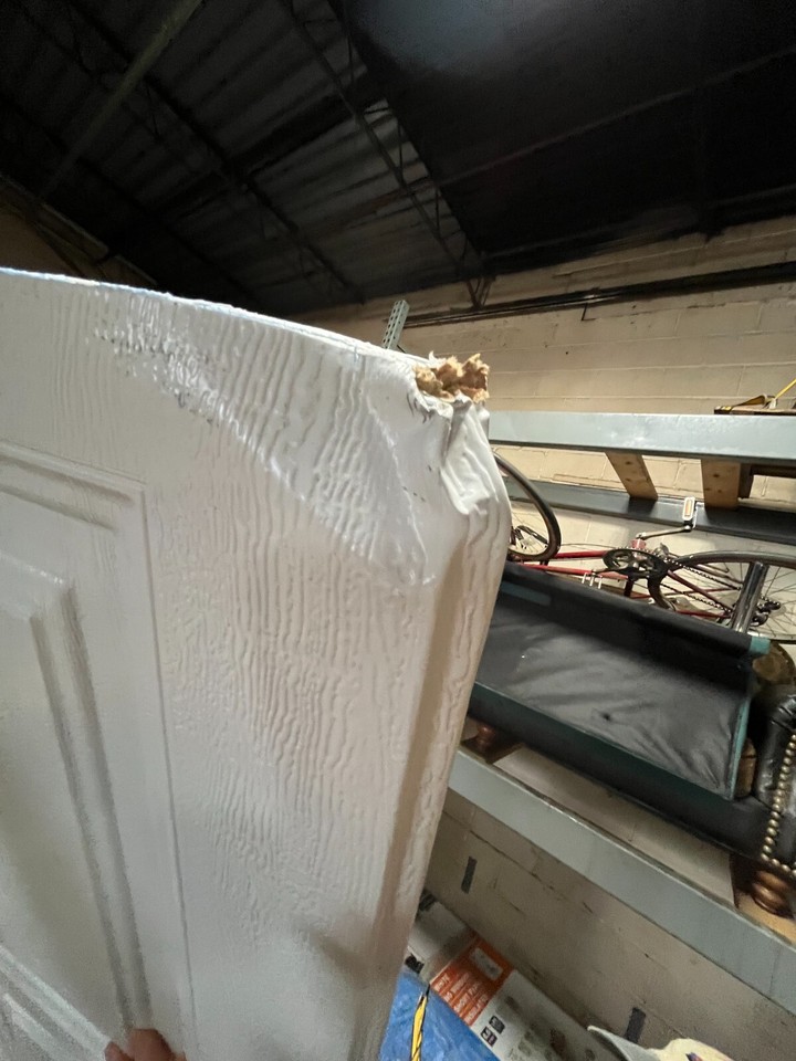 Clopay Classic Collection 2050 8 ft x 7 8X7 Insulated White Garage Door ...