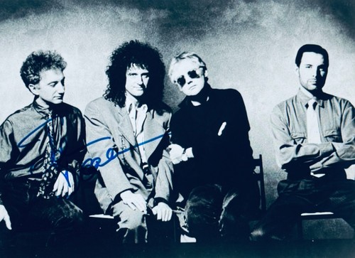 John Deacon Signed 8x10•Original QUEEN Bass Player• Autographed B&W w ...