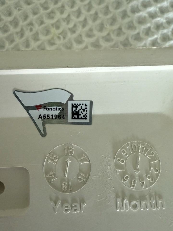 NEW MLB ROY MVP KRIS BRYANT CHICAGO CUBS TEAM ISSUED AUTOGRAPHED BASE W ...