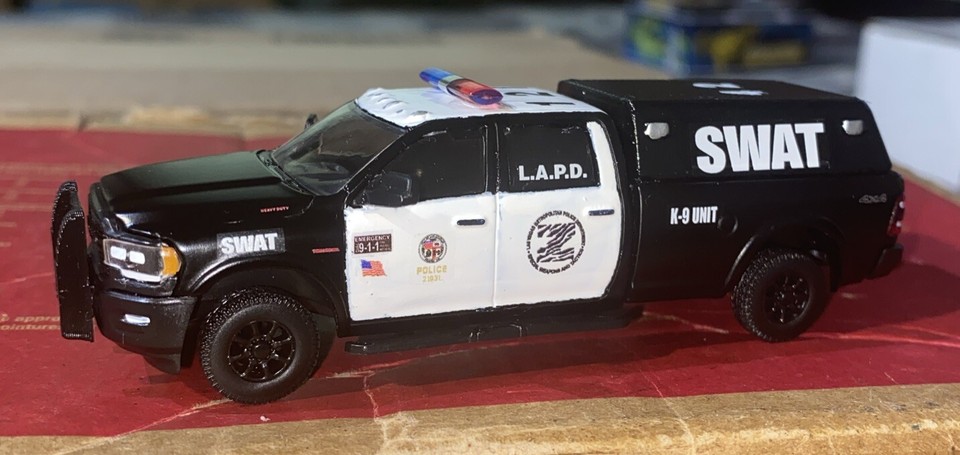 KITBASH 1/64 1-1 RAM 2500 LOS ANGELES POLICE DEPARTMENT LAPD SWAT ...