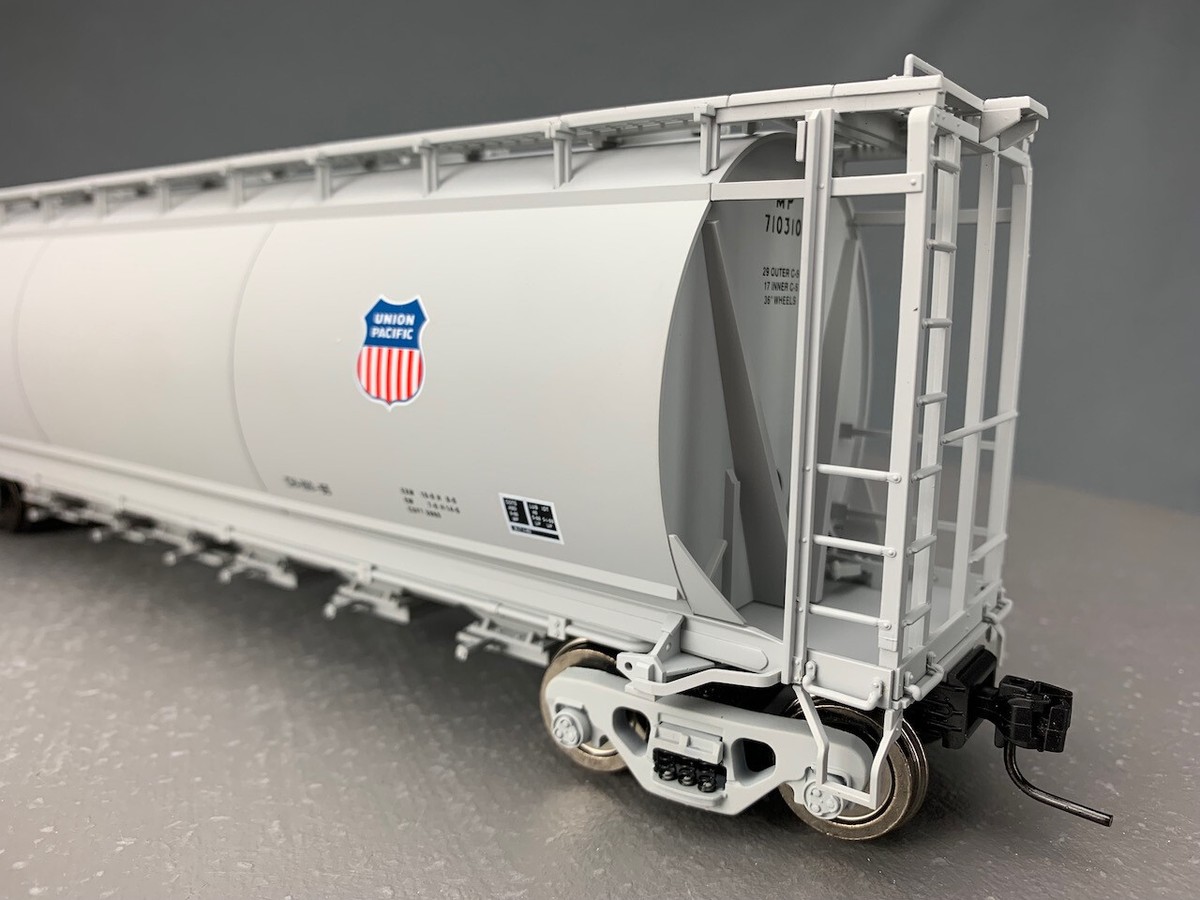 Union Pacific Cylindrical Hopper