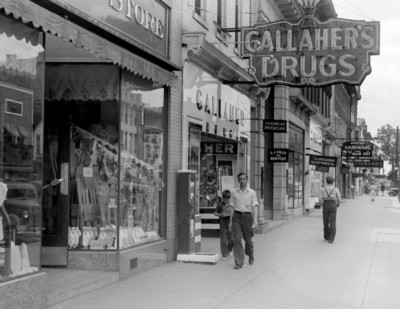 1938 Scene on Main St, Circleville, Ohio Vintage Old Photo 8.5" x 11 ...