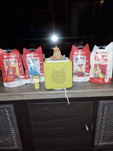 Tonies Tonibox Player Green Tonie and Figures New In Packets Toniebox ...