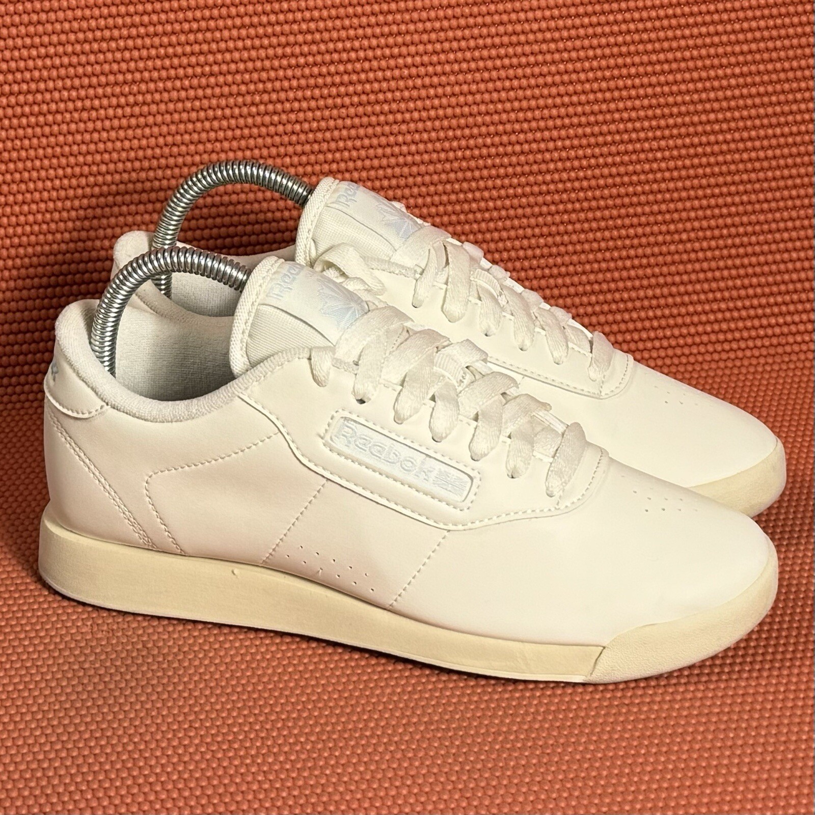 Reebok Classic Women’s Off White Princess Low Top Sne… - Gem