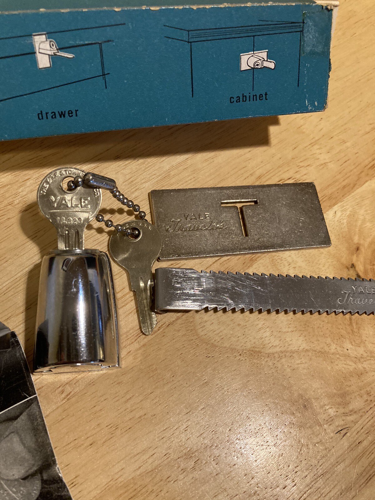 Two Vintage Yale 713J Padlocks + Travelok With Boxes Keys Travelock | eBay