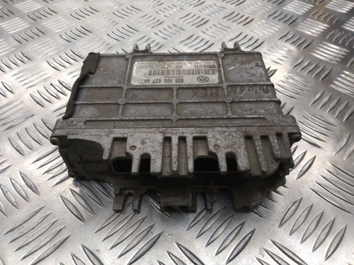 B229 VW Contrôle ECU Module Unité 0261204617 030906027AA | eBay