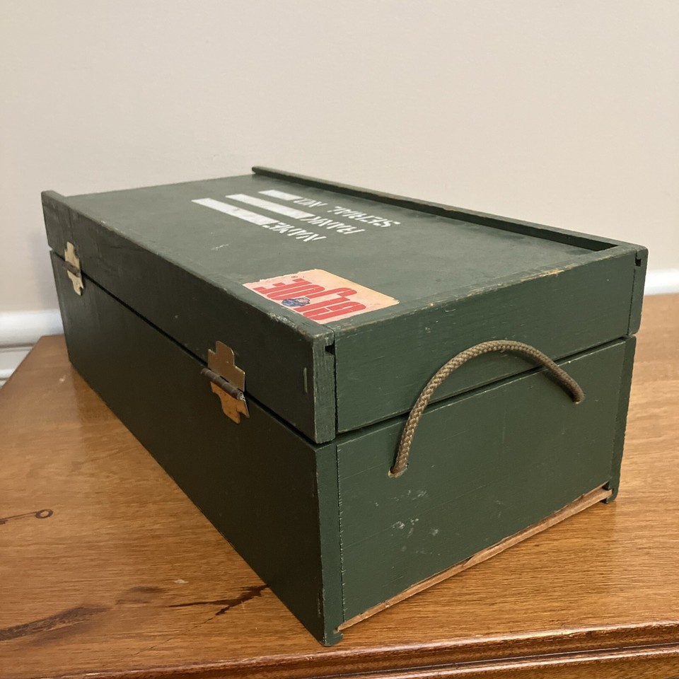 GI Joe Hasbro Foot Locker Storage Wooden Trunk Case Dolls Foot Locker ...