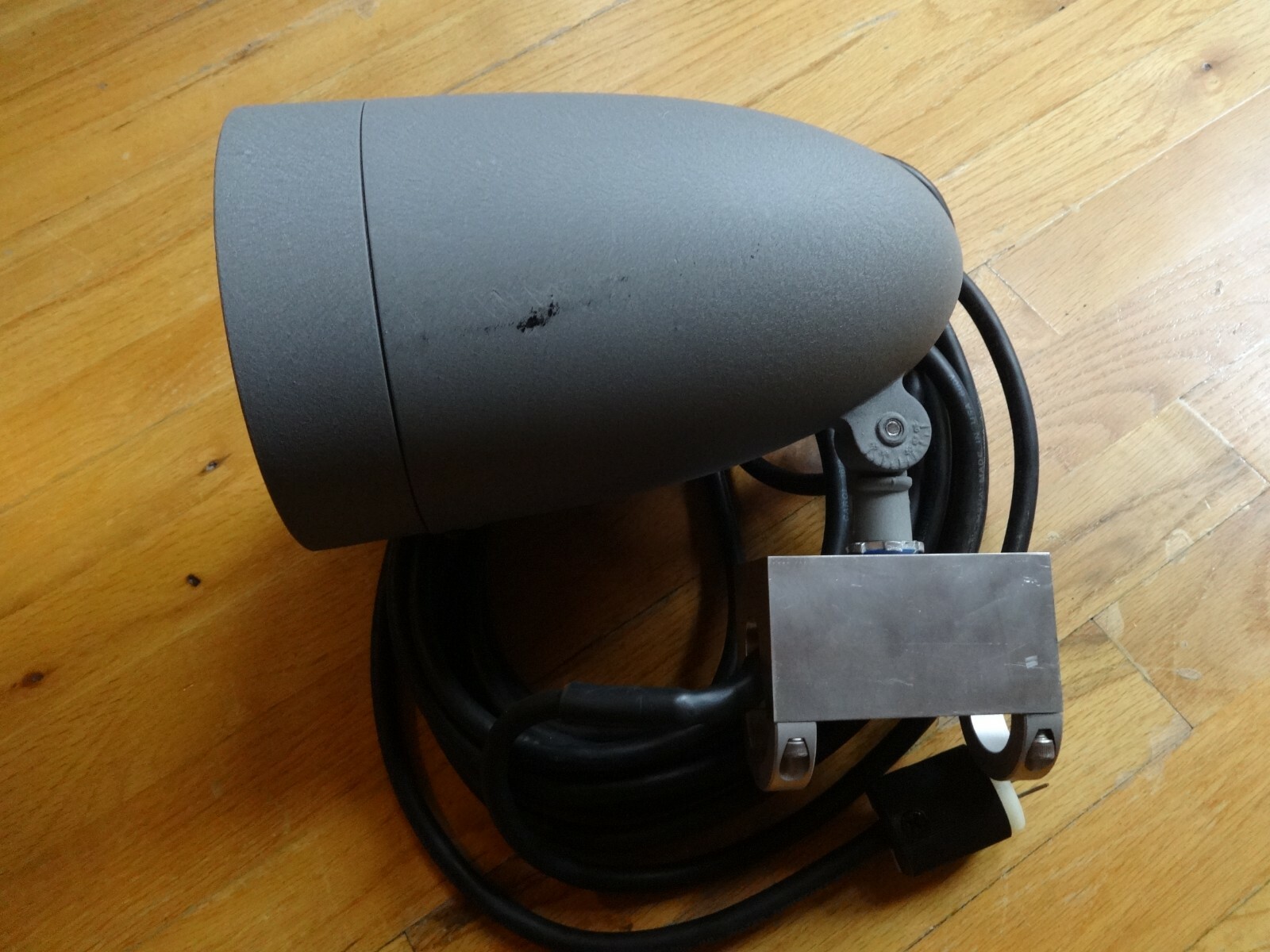 GENLYTE THOMAS E-57163, WEATHERPROOF FLOOD LIGHT FIXTURE 300 WATT MAX ...