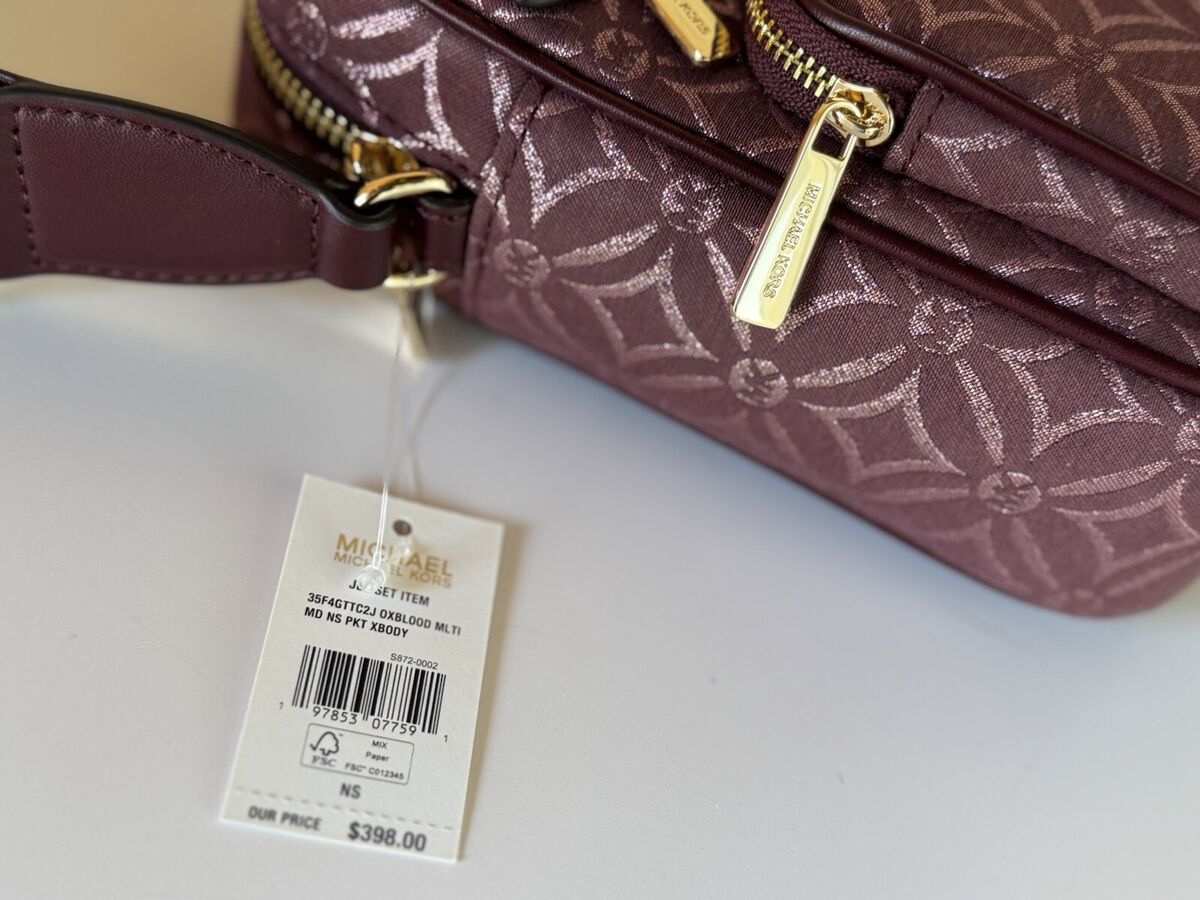MICHAEL KORS JET SET ITEM MDCROSSBODY FLIGHT BAG GRAPHIC MICHAEL KORS JET SET ITEM MDCROSSBODY FLIGHT BAG GRAPHIC