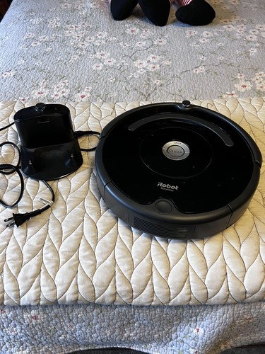 iRobot Roomba 675 Wi-Fi Connected Robot Vacuum with Charging Base | eBay