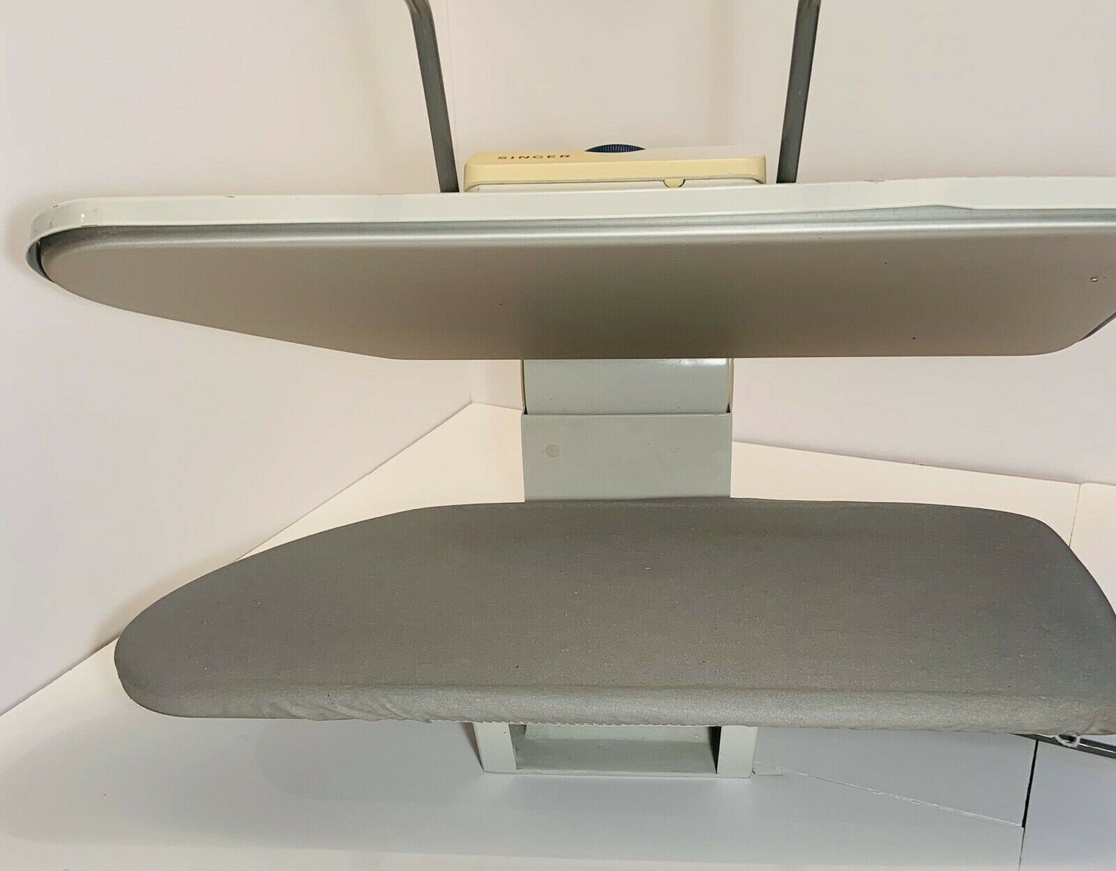 SINGER MP-4 MAGIC PRESS 4 Electric Iron Press - Pants Shirts Quilt Heat ...