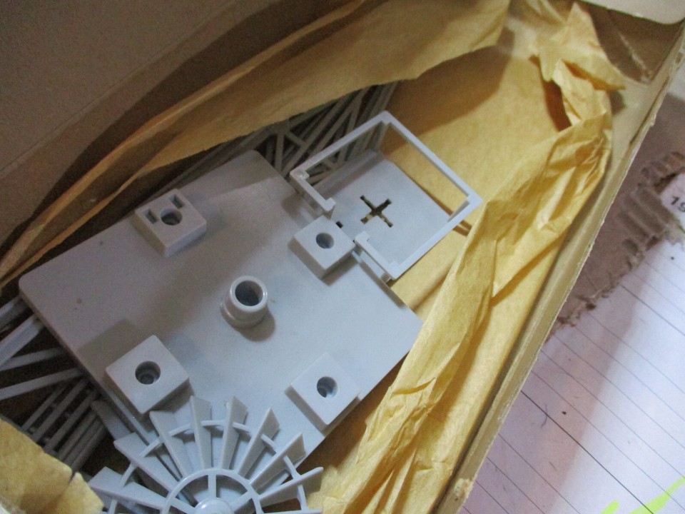 VINTAGE 1950'S PLASTICVILLE O GAUGE WINDMILL KIT#1408-79~IN ORIGINAL ...