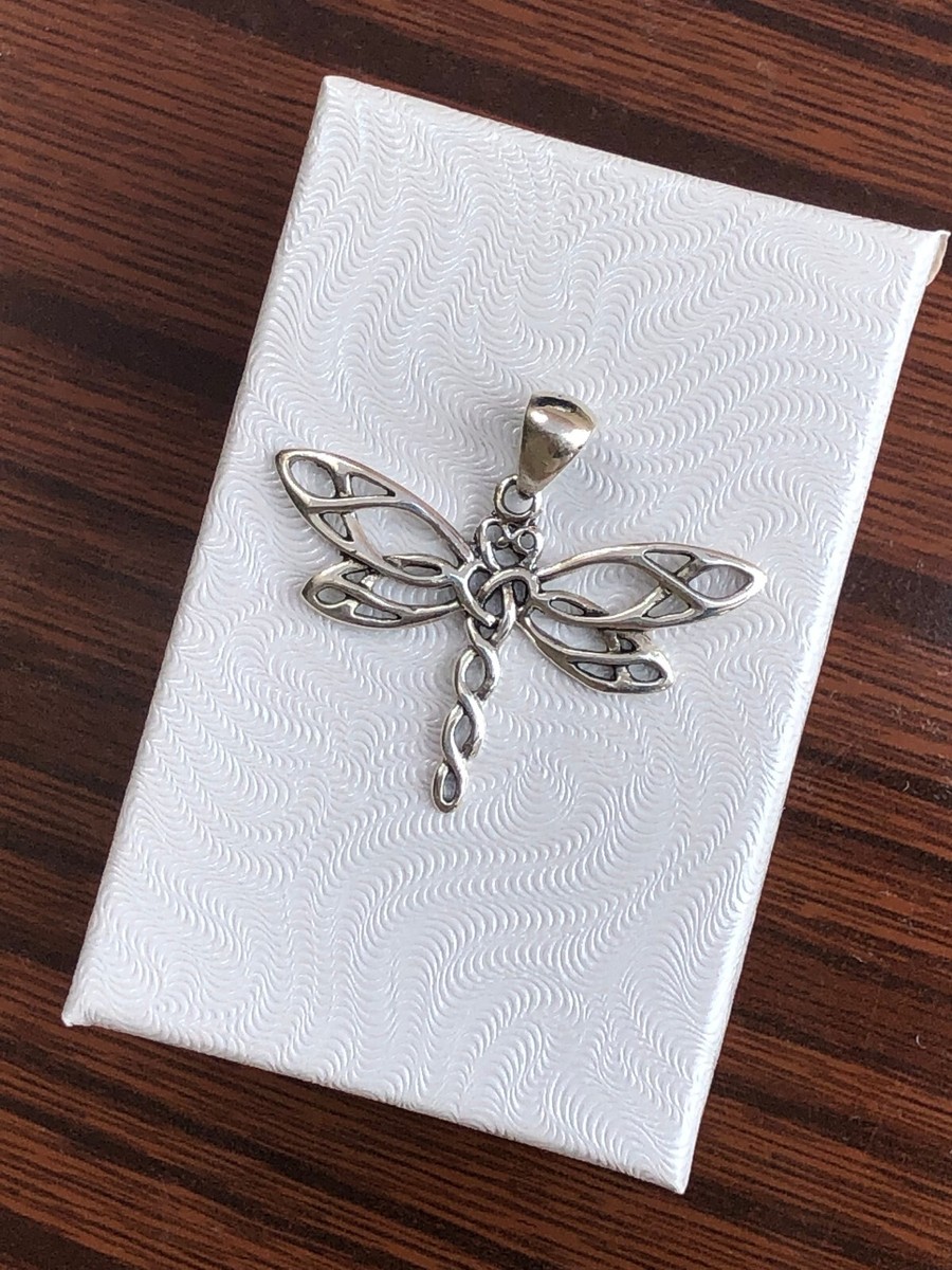 Celtic Knot Dragonfly