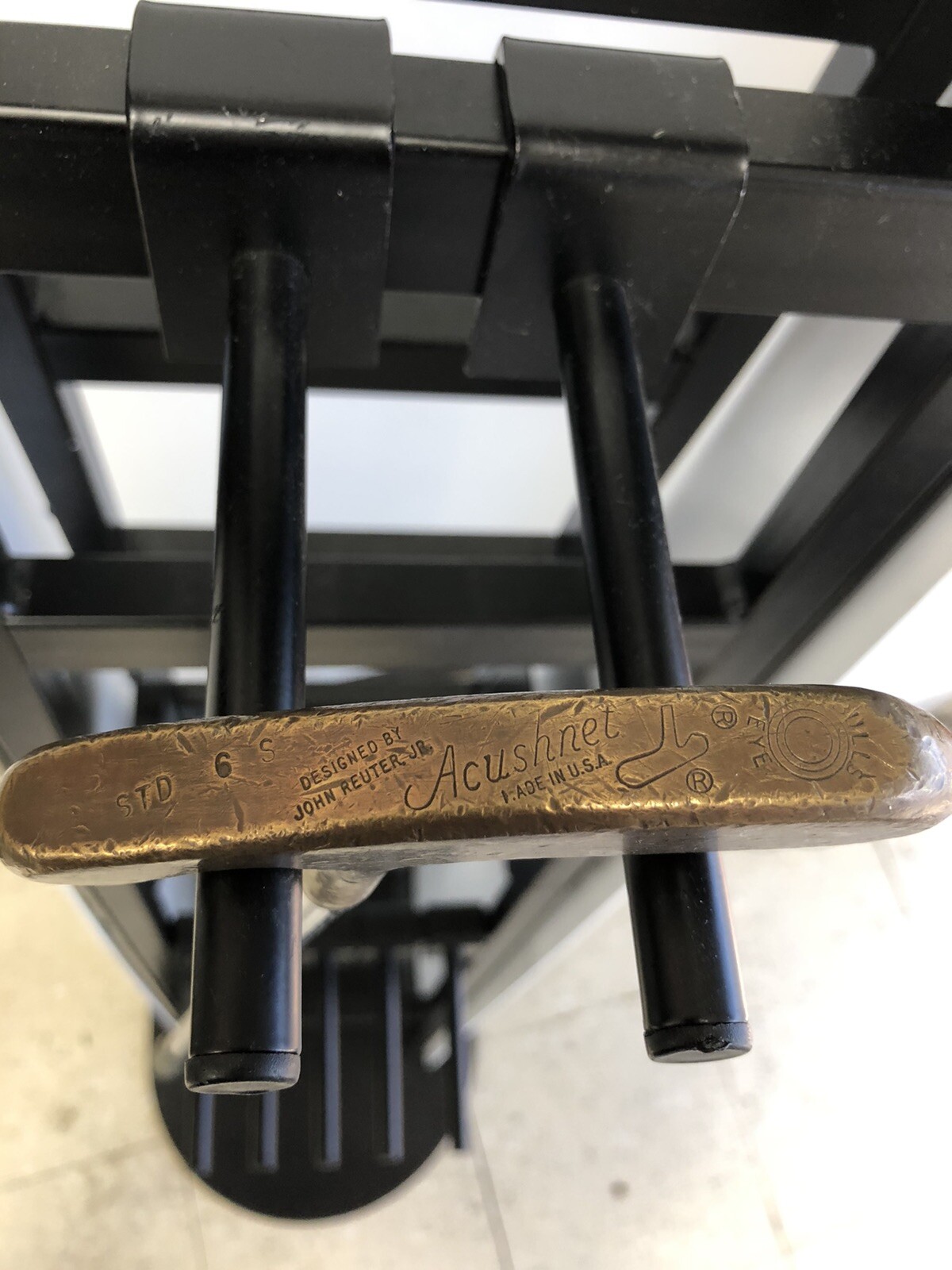 VINTAGE ACUSHNET PUTTER-BULLS EYE-USA MADE-DESIGNED BY JOHN REUTER, JR ...