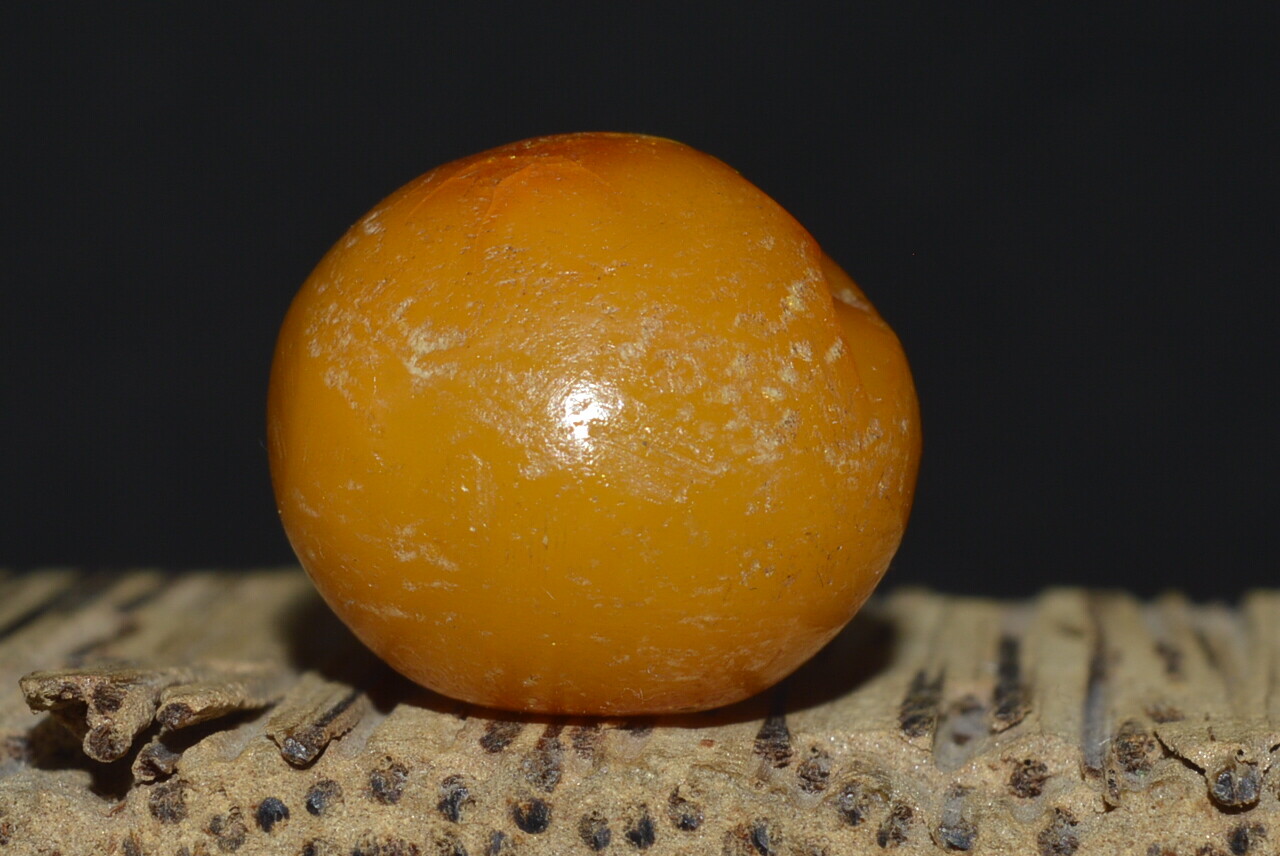 ANTIQUE NATURAL BALTIC AMBER Stone Ball necklace BUTTERSCOTCH EGG ...